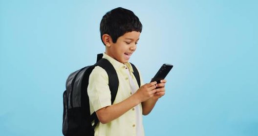 PL que proíbe o uso do celular no ambiente escolar avança na Câmara ... PL que proíbe o uso do celular no ambiente escolar avança na Câmara ...